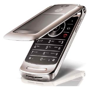 Motorola V8 RAZR2 Silver (Un-locked Quadband) GSM – ElectronicsForce